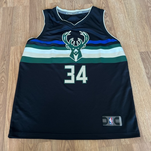 Fanatics | Shirts | Giannis Antetokounmpo Milwaukee Bucks Fanatics ...